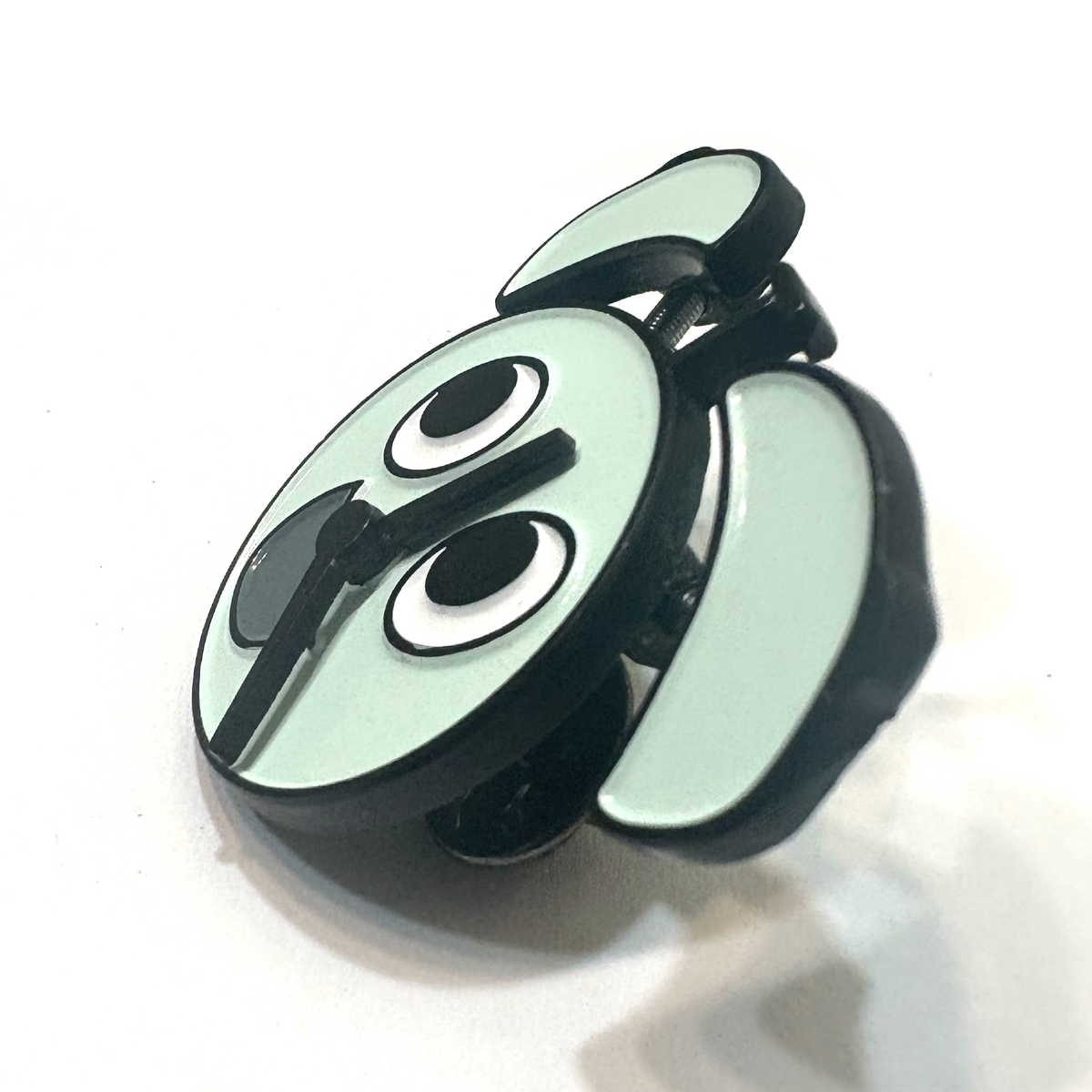 Clock Pin – objectshow.com